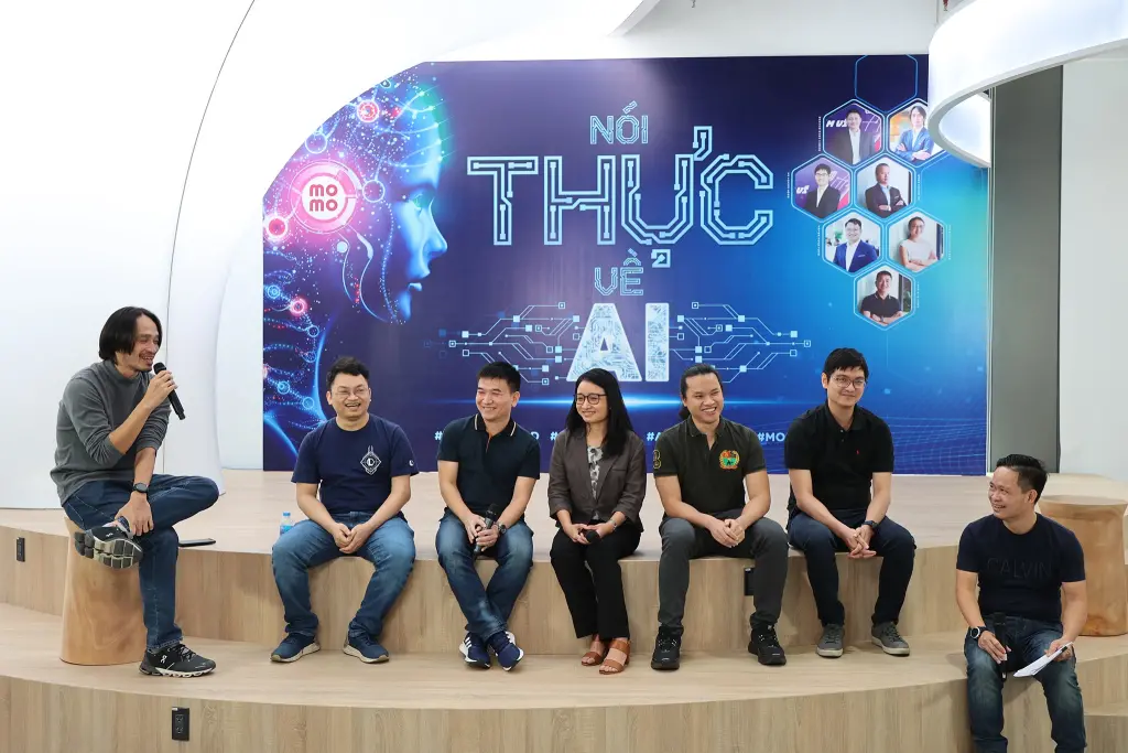 Analyzing Vietnamese fintech unicorn MoMo's super-app plans