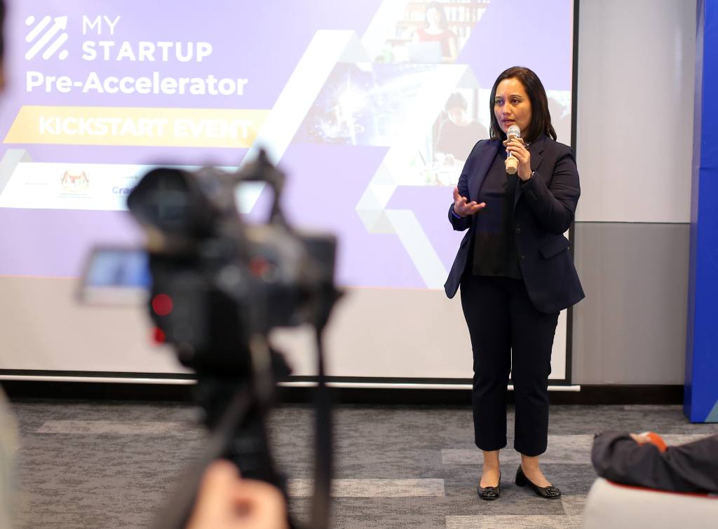 Cradle launches its first accelerator program