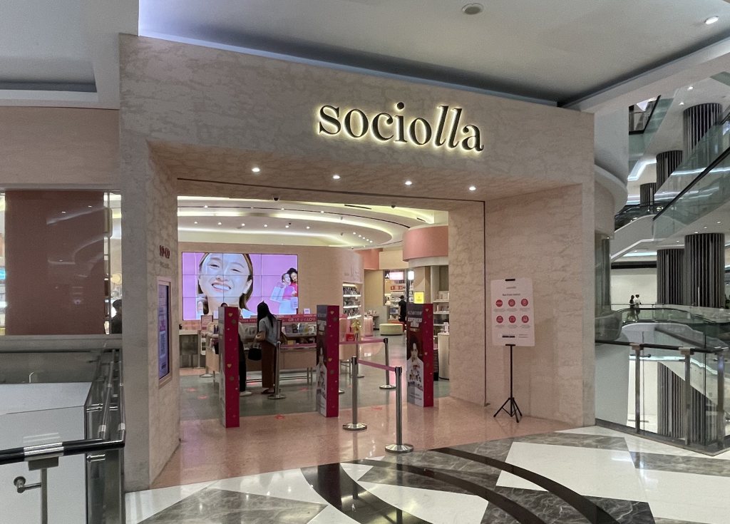 Can Sociolla become the AWS for smart retail?