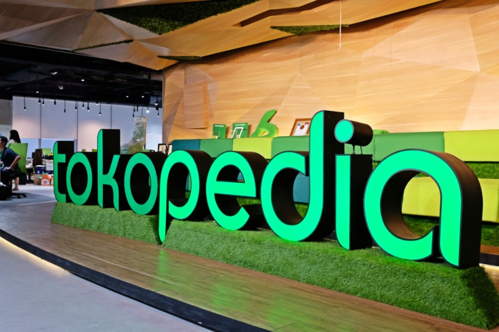 Tokopedia launches subscription plan