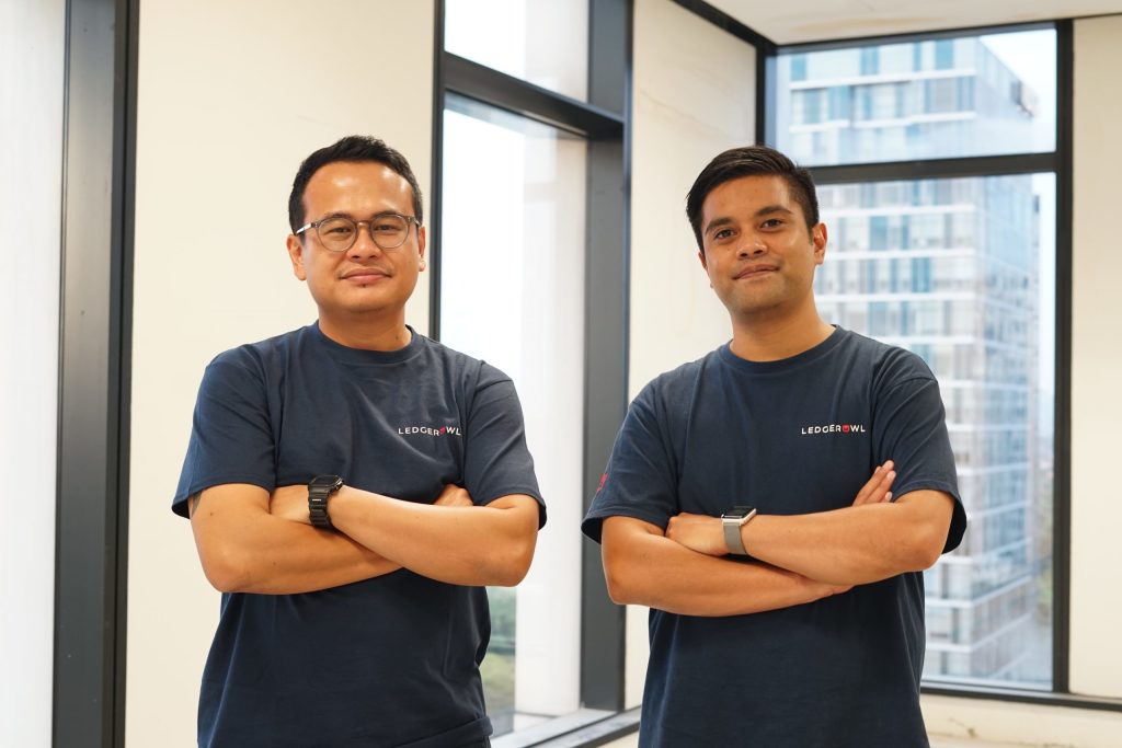 Init 6, Investible inject fresh funds into Ledgerowl