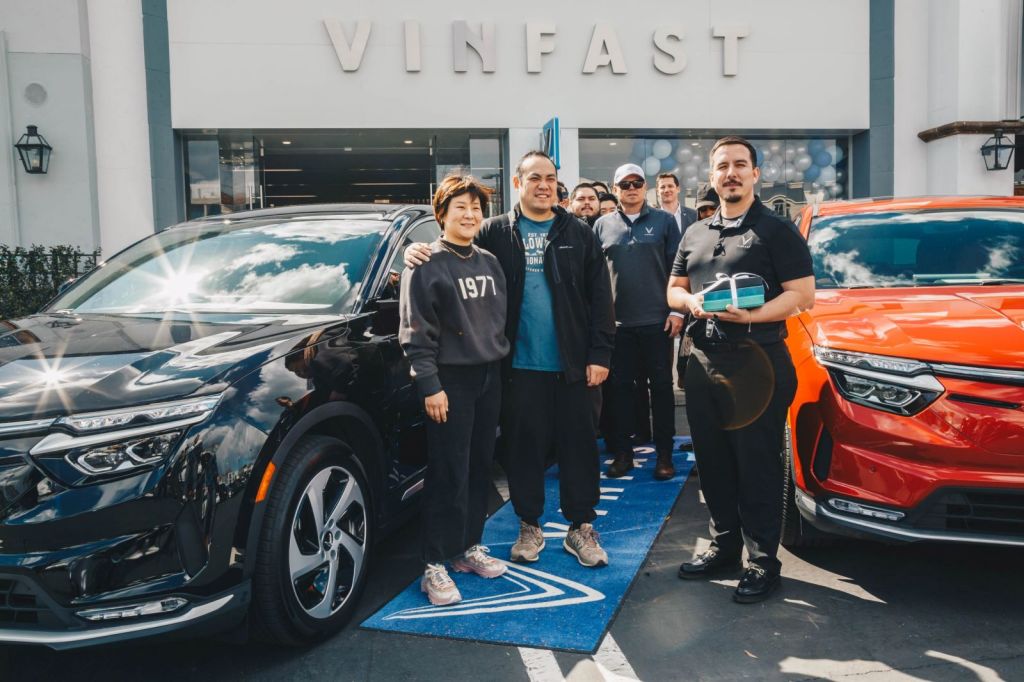 VinFast rolls out first set of cars in US