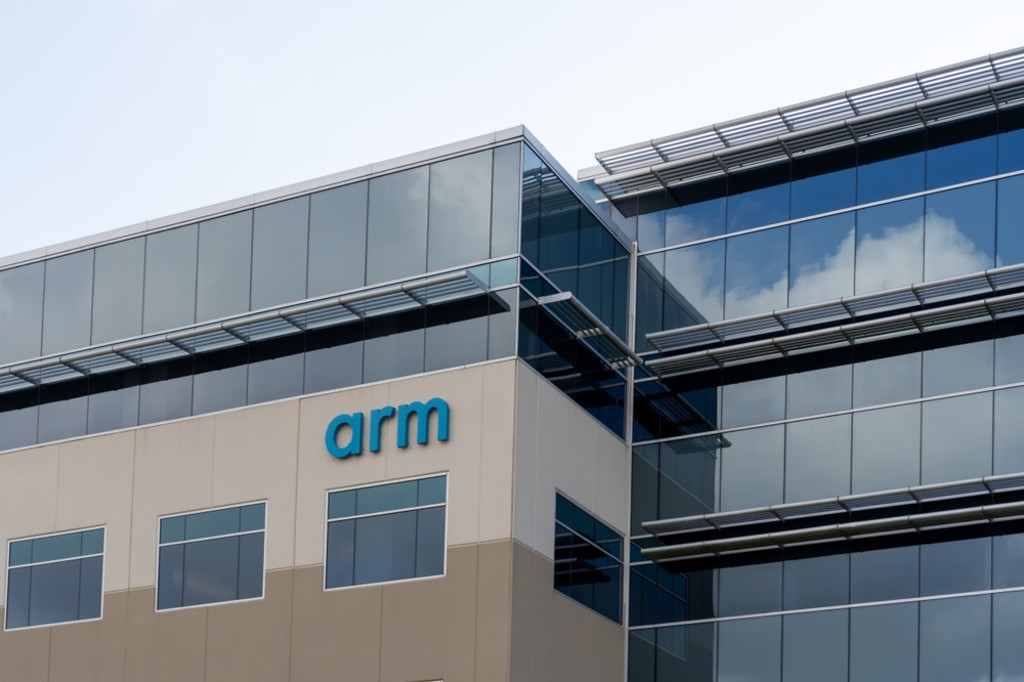 In 50 Words: Apple, Intel eye investment in Arm’s potential $60b IPO ...