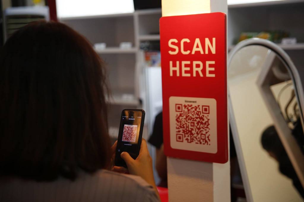 Indonesia, Singapore launch cross-border QR payment system