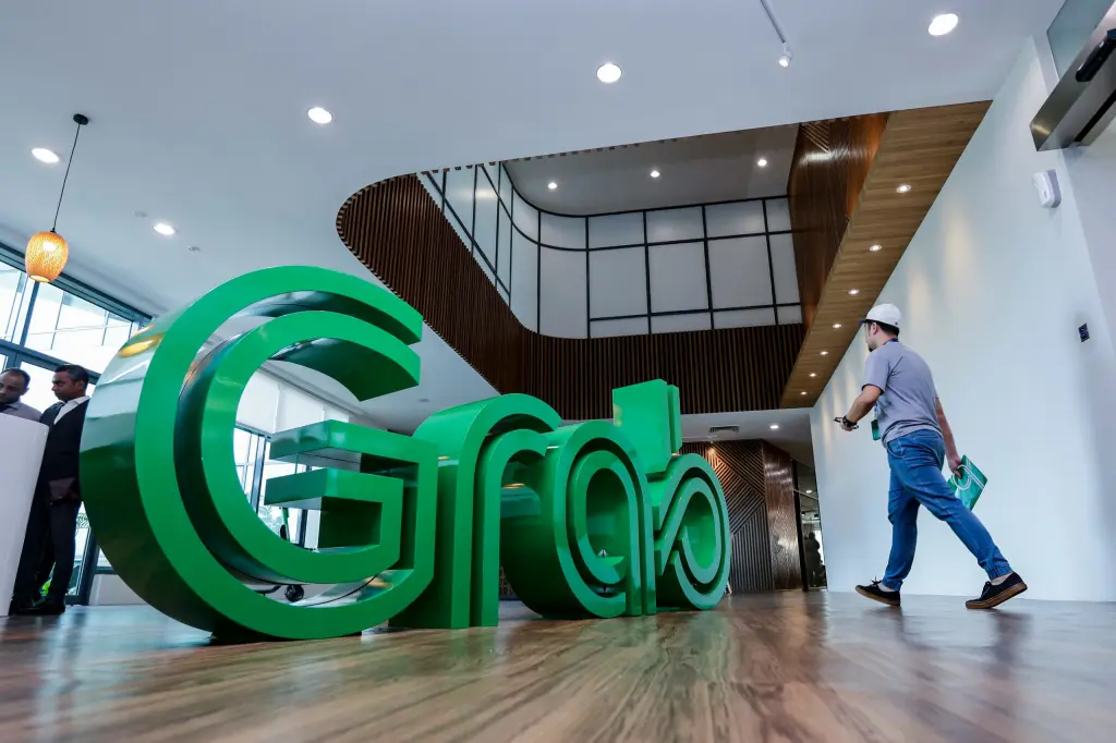 CCCS begins in-depth review of Grab's takeover of Trans-cab