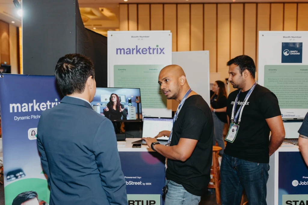 3 tips for running an optimal booth at a tech conference