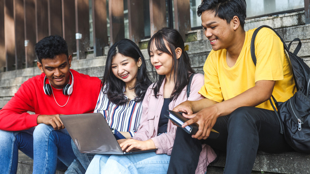 Indonesia’s eduloan startups face bleak future amid losses, regulatory ...