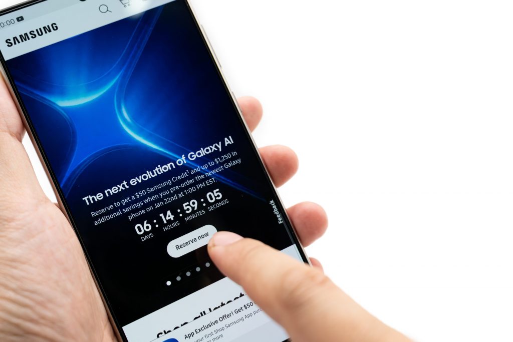 AI-enabled smartphone shipments to surge 73%: report