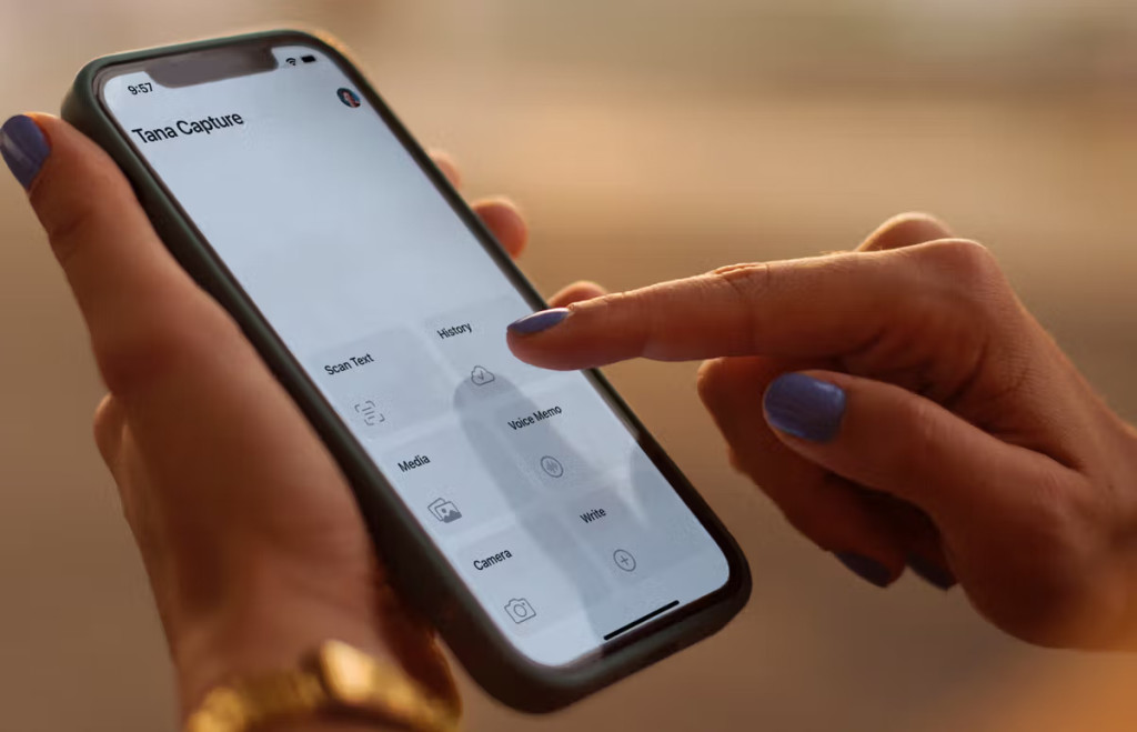 Ex-Google employees' productivity startup raises $25m