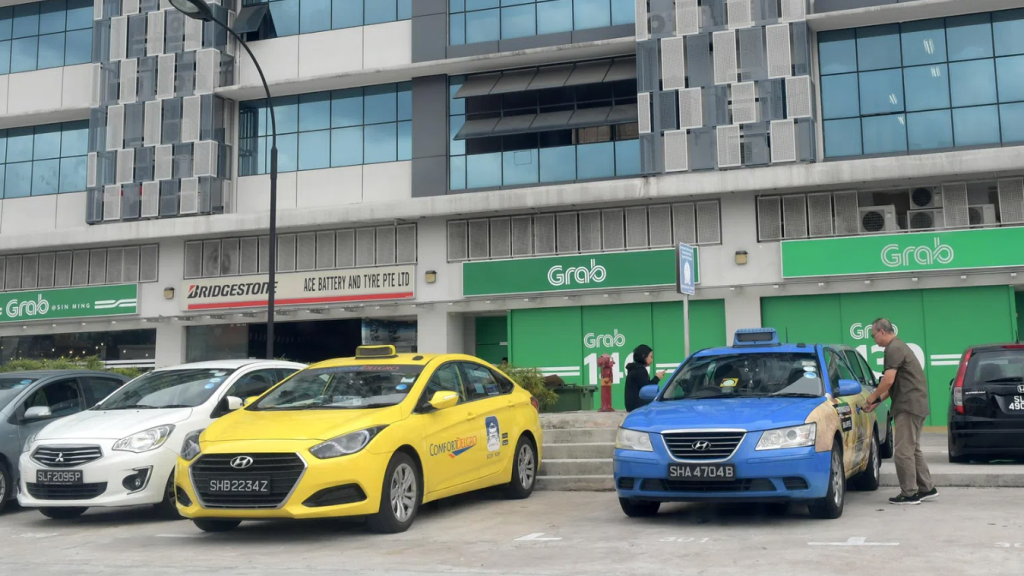 Taxi tensions rise as GrabCab hits Singapore streets
