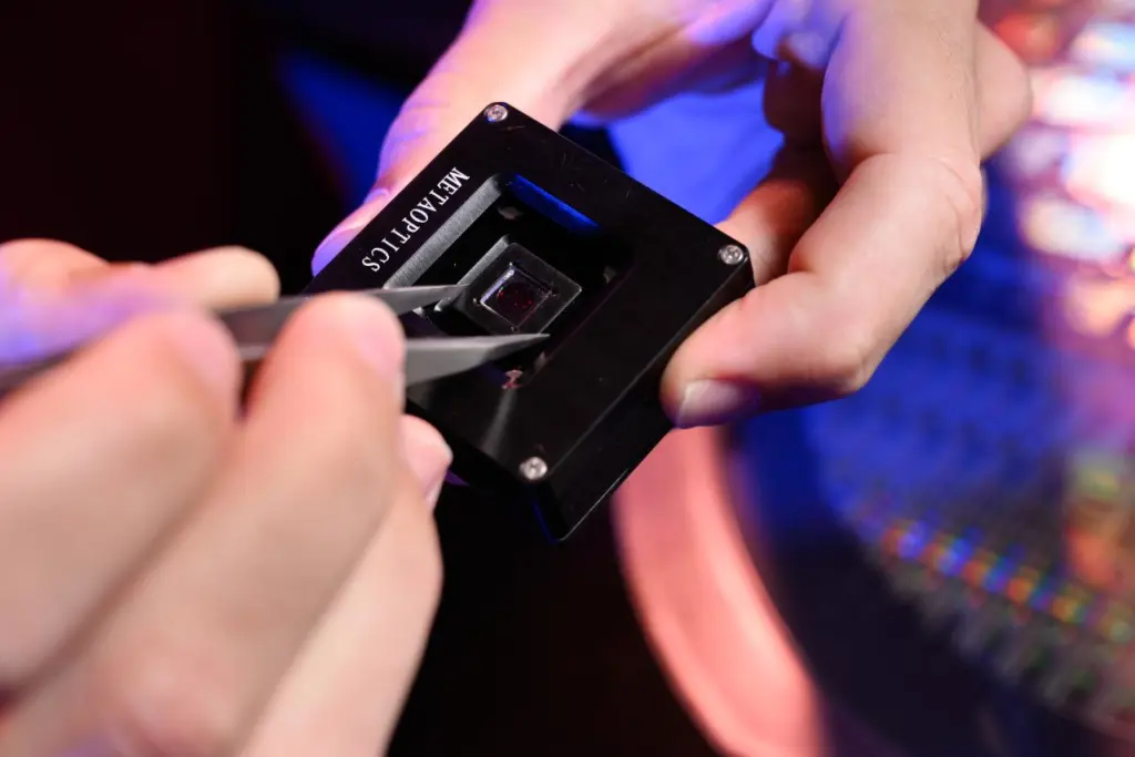 MetaOptics is making smartphone lenses more sustainable