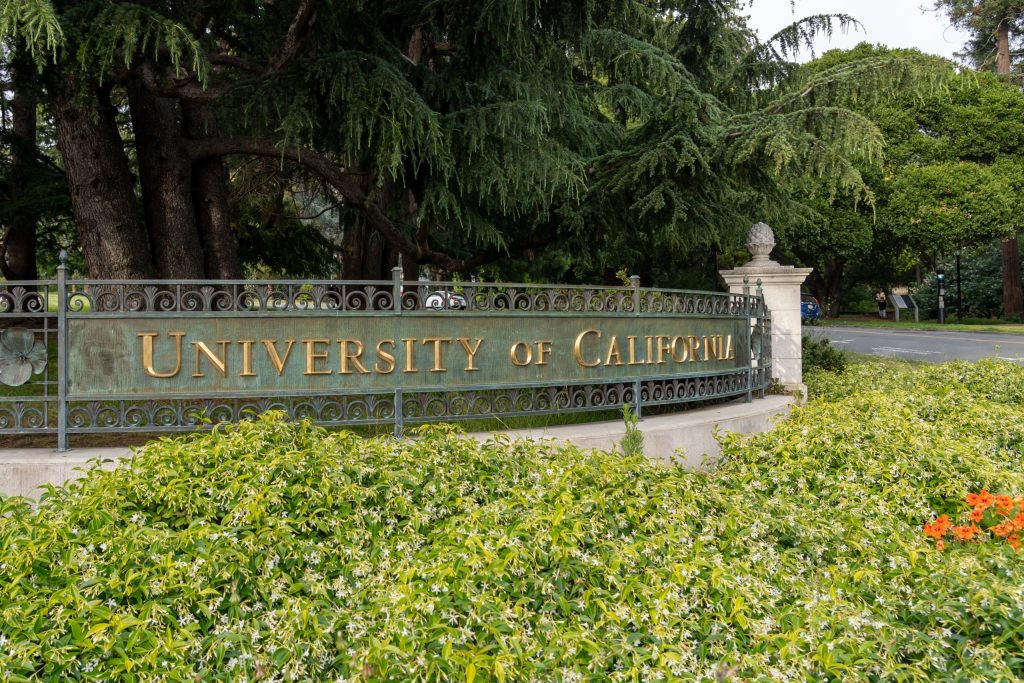 UC Berkeley, Meta model predicts egocentric video from motion