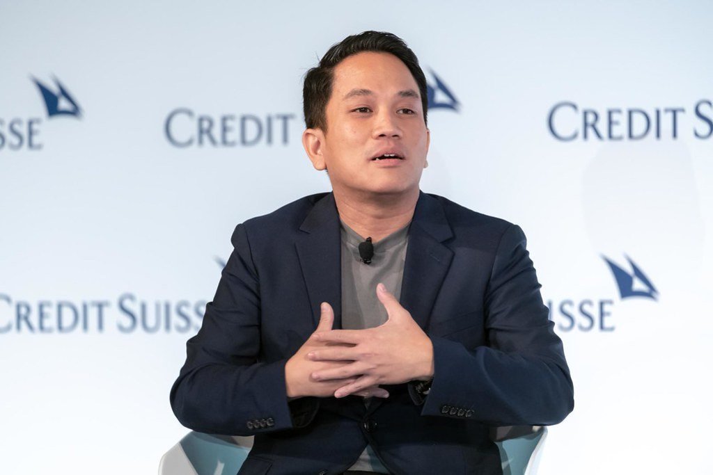 Ex-GoTo CEO questioned in laptop corruption probe