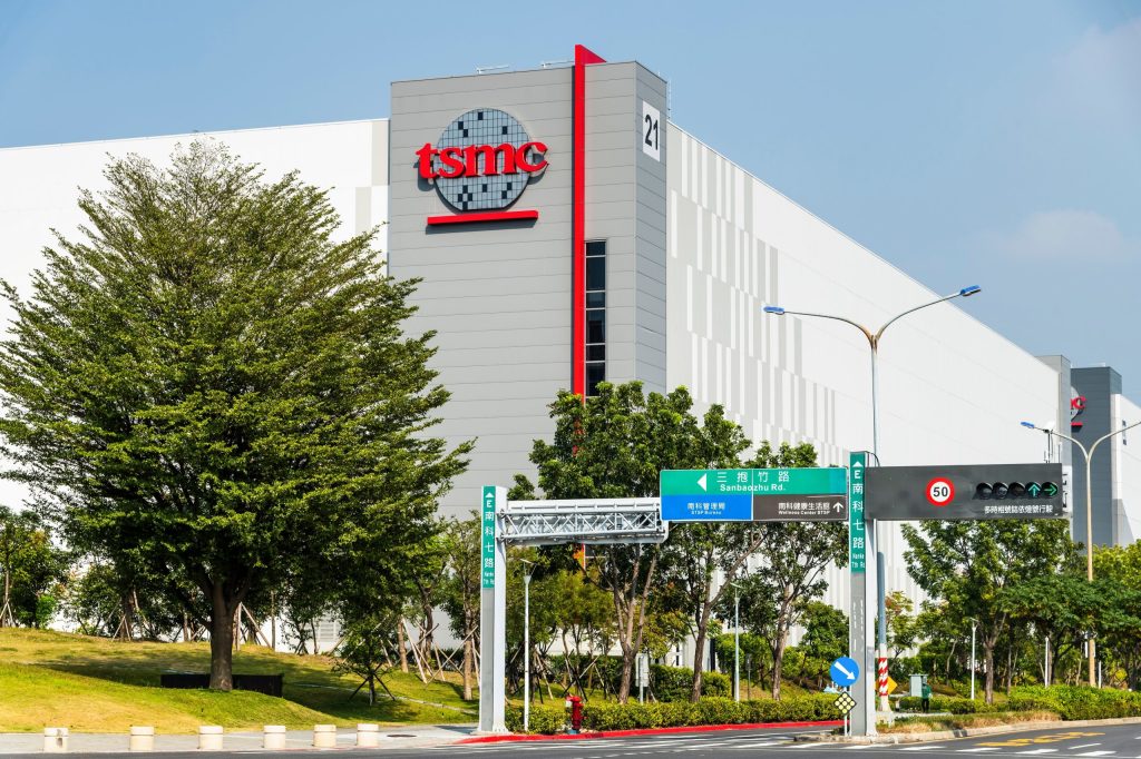 TSMC Q2 revenue hits $31.9b, beats forecast