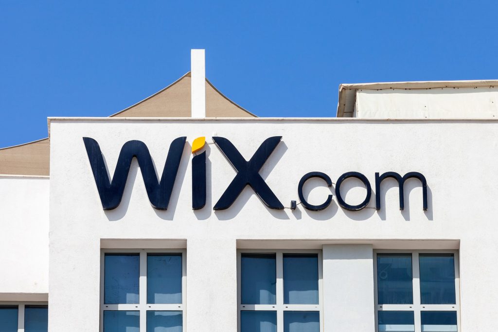 Wix shares drop 15% as AI spending hits Q3 results