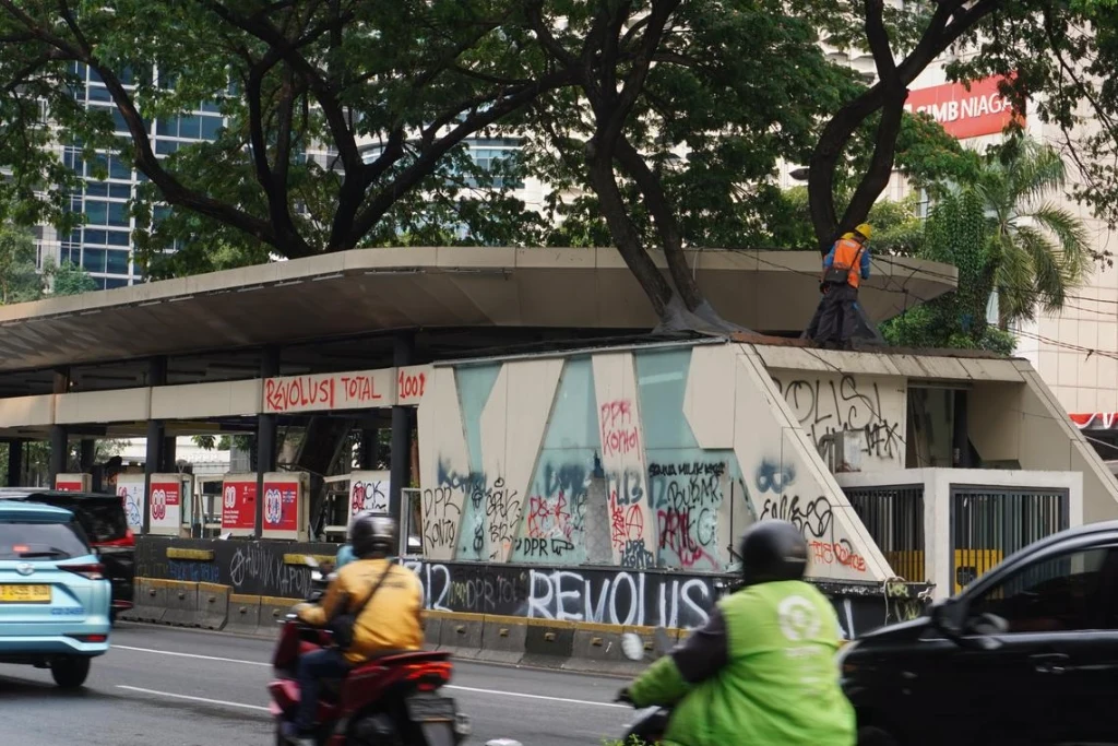 Protests in Indonesia force a rethink of Prabowonomics