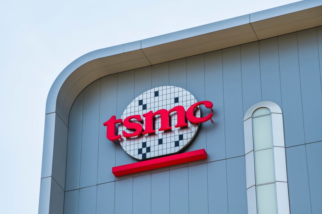 TSMC leads foundry market with 70% share in Q2 2025