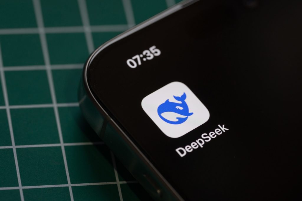 DeepSeek officially launches updated AI model