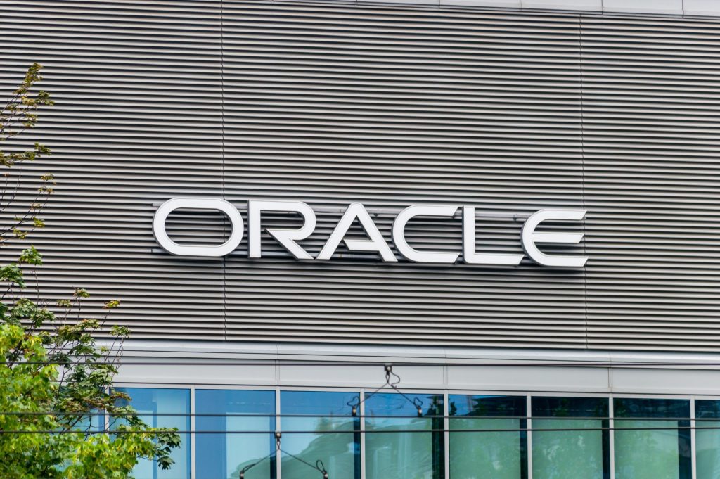 Oracle names cloud, industry presidents as co-CEOs