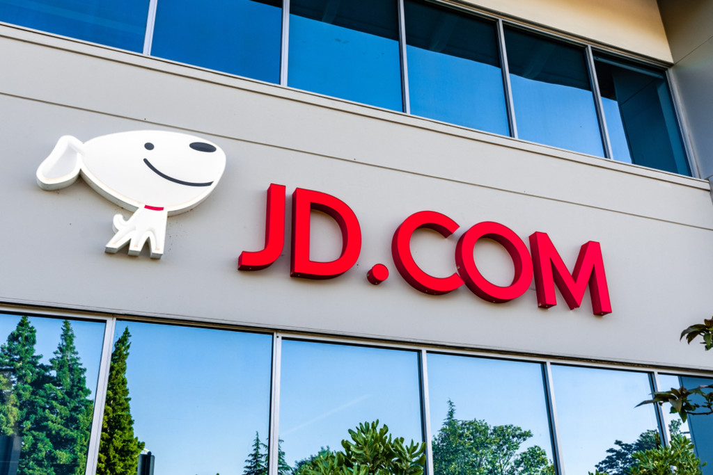 JD.com eyes $2.6b takeover of German electronics retailer Ceconomy