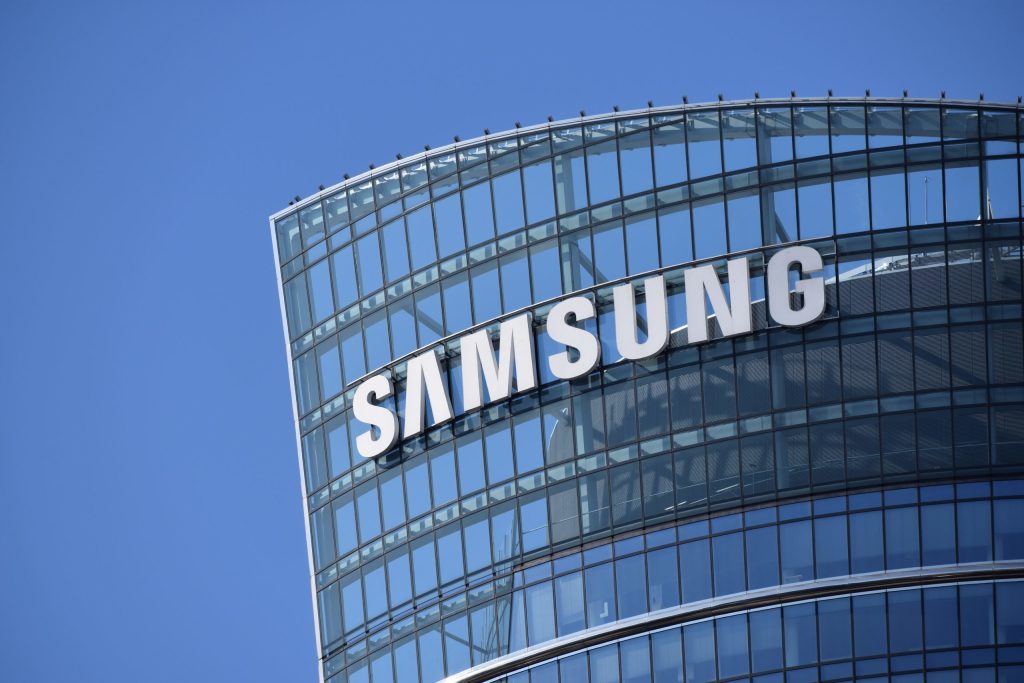 Samsung Electronics shares rise over 3% after new investment plan
