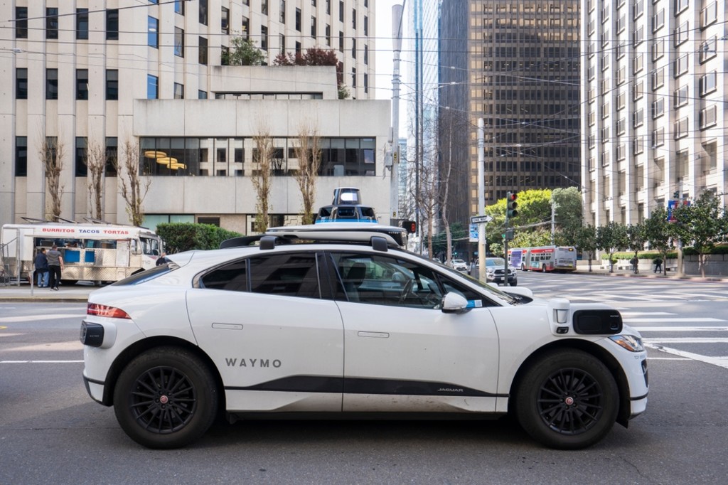 Waymo to update software after major power outage