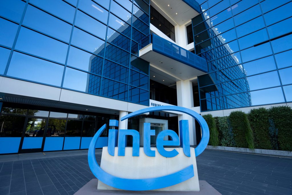 Intel adopts 4-day office work policy