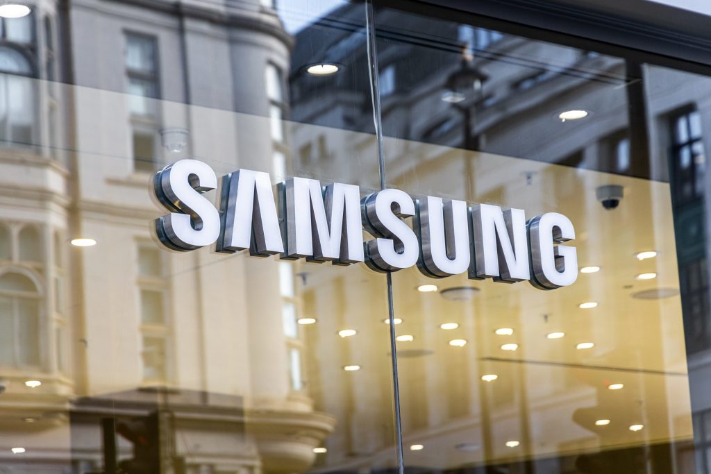 Samsung signs AMD deal to supply HBM4 for AI chips