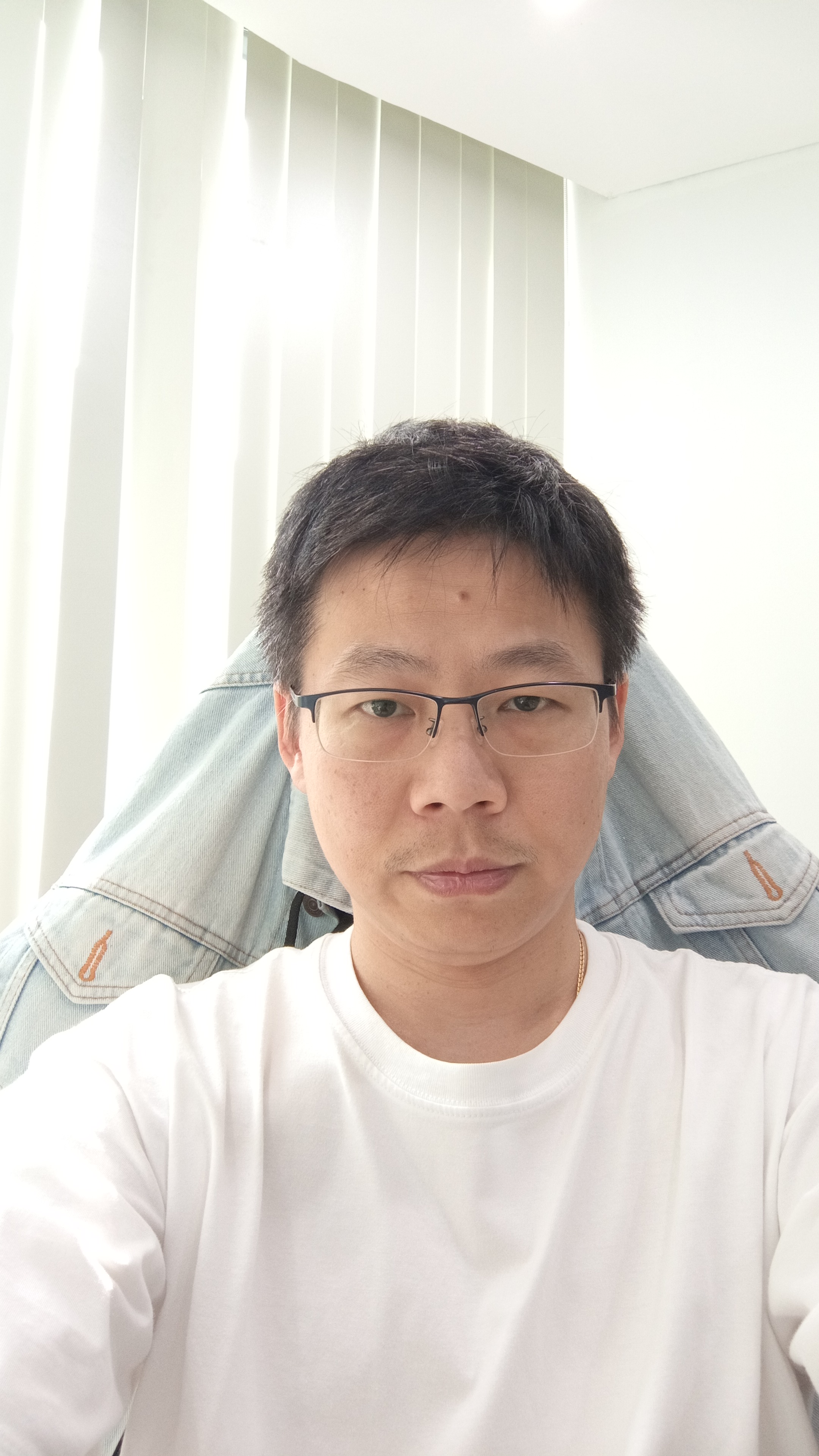 Adrianus Handradjid - Tech in Asia