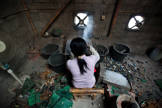 HP, Samsung, Panasonic Found Dumping New But Defective Gadgets in China ...