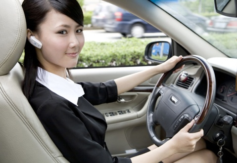 China Buying Up Bluetooth Headsets After Cell Phone Driving Ban