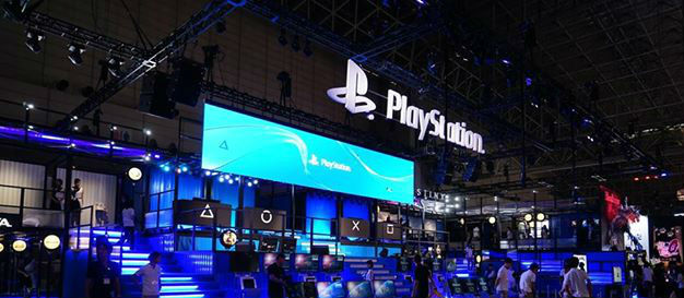 5 reasons why Sony had the best “booth babes” at TGS