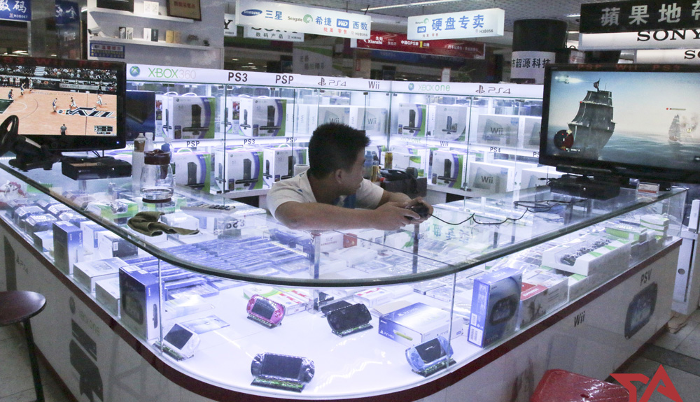 Huaqiangbei, China's massive maker's market (GALLERY)