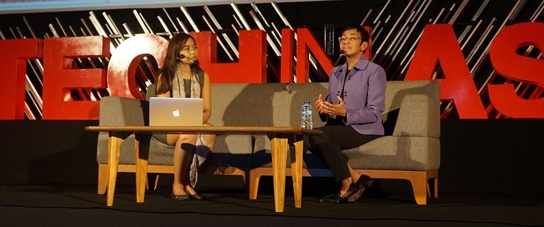 Rappler’s Maria Ressa speaks at Tech in Asia Jakarta 2015