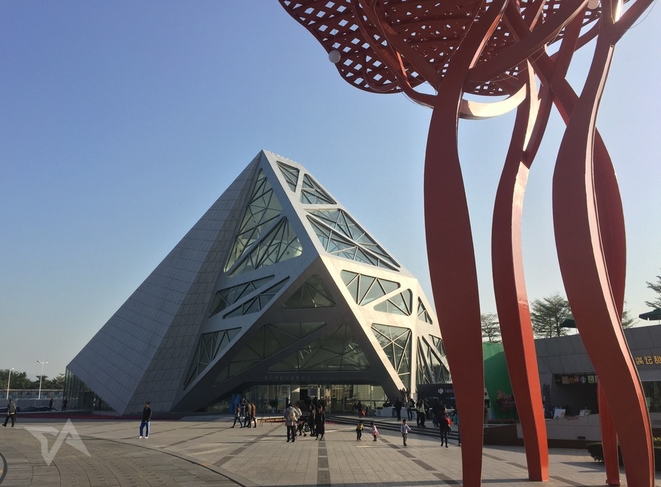 China's DJI opens first drone store China's DJI opens first drone store