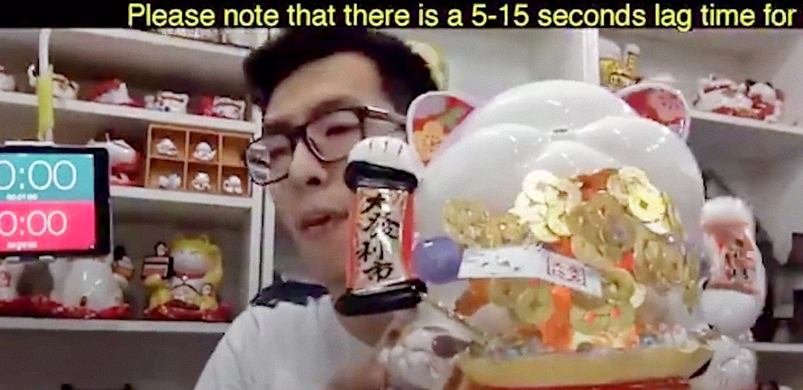 Video: The weird world of Facebook Live auctions