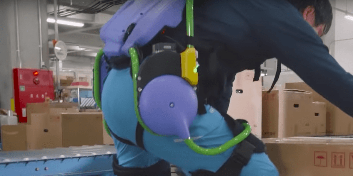 Video: In Japan, workers are now using robotic suits