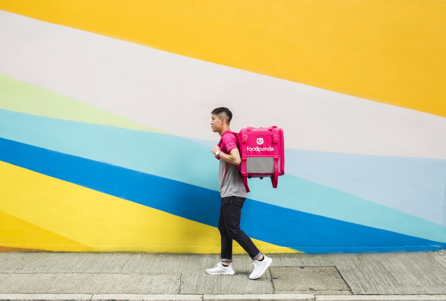 Foodpanda posts 62% revenue jump in Q4 2021