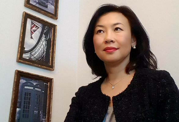 How this founder moved her store from bricks to clicks 20 years ago