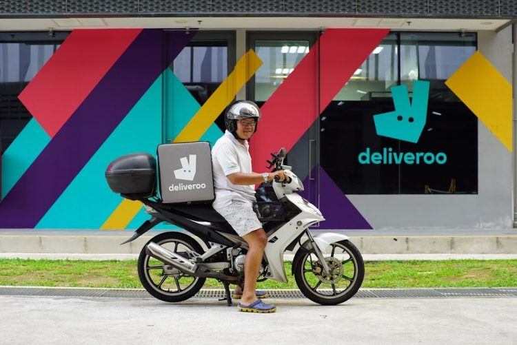Amazon leads $575m series G round in Deliveroo