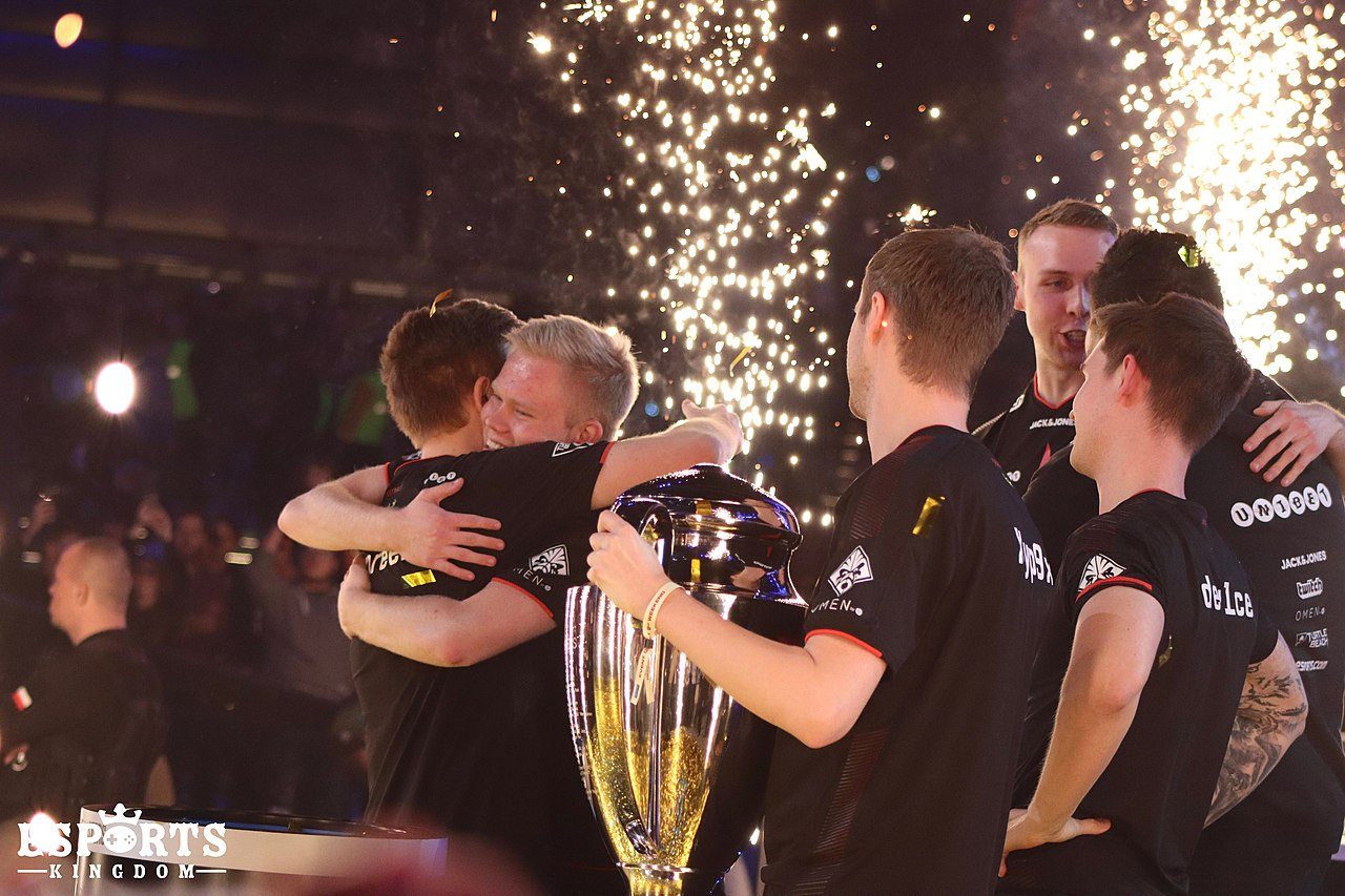 Denmark esports team Astralis to go public