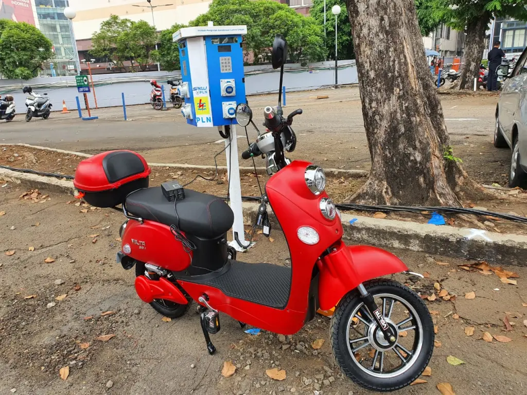 Indonesia's SiCepat enters electric vehicle business