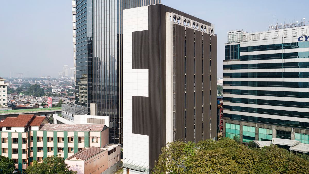 Digital Edge acquired Indonesia's Indonet for $165m