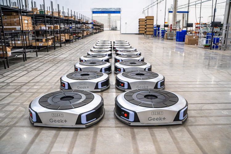 Global robotics company Geekplus debuts in Hong Kong IPO